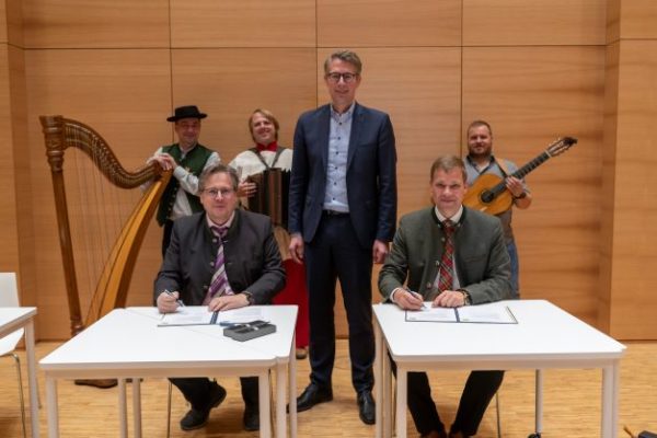 Premiere: Bayerns Musik als Thema der Landesausstellung - Rabenstein ...